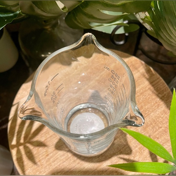 Magnolia | Kitchen | Hearth Hand 8 Oz Triple Spout Glass Measuring Cup ...